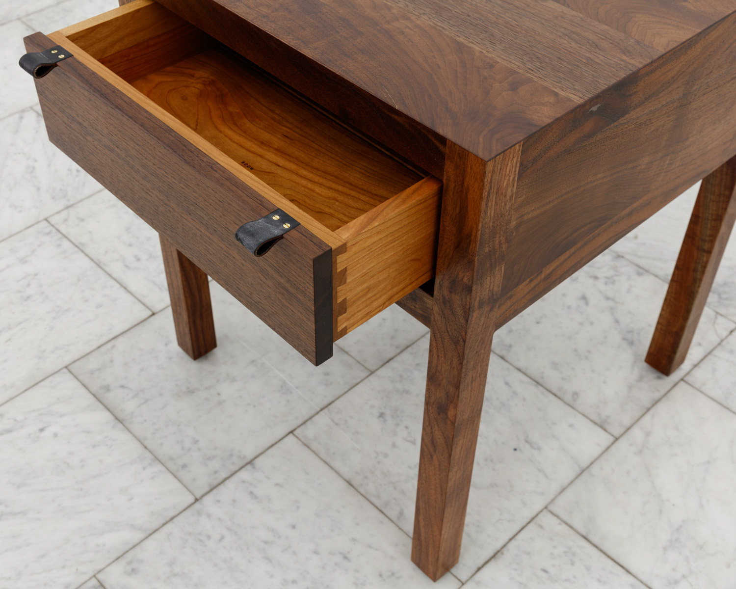 BDDW | MASON SIDE TABLE