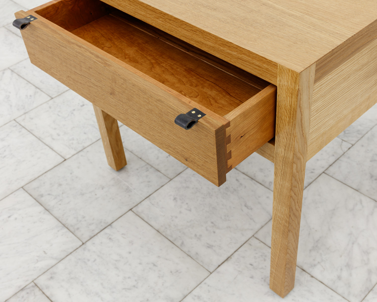 BDDW | MASON SIDE TABLE