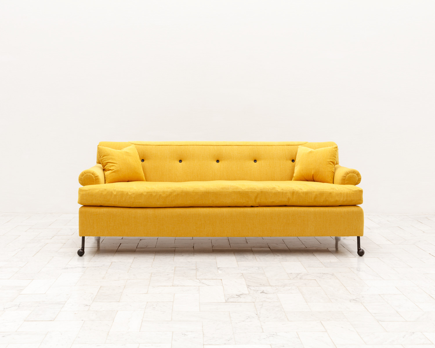 BDDW | GRANE SOFA