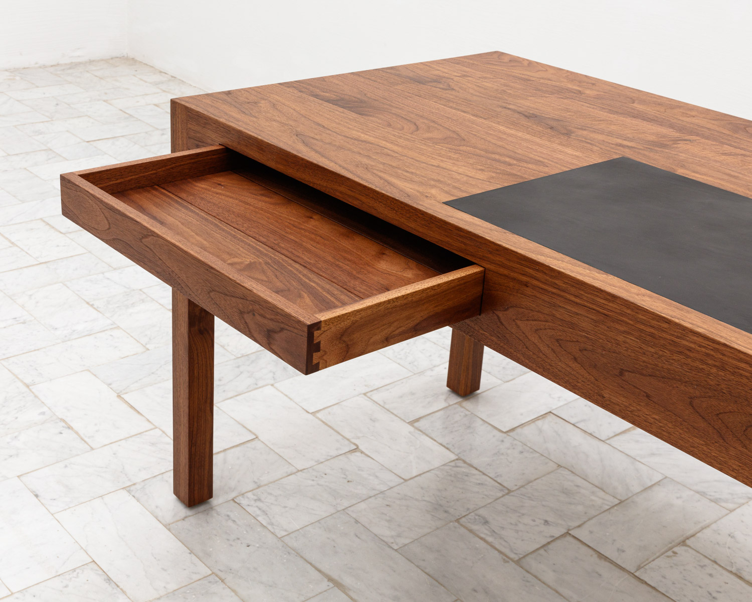 BDDW | MASON WRITING DESK