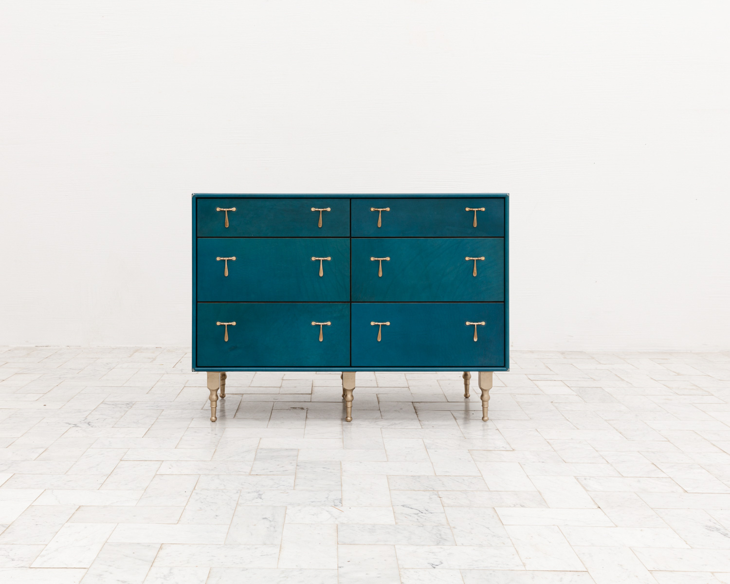 BDDW | CAPTAIN'S DRESSER