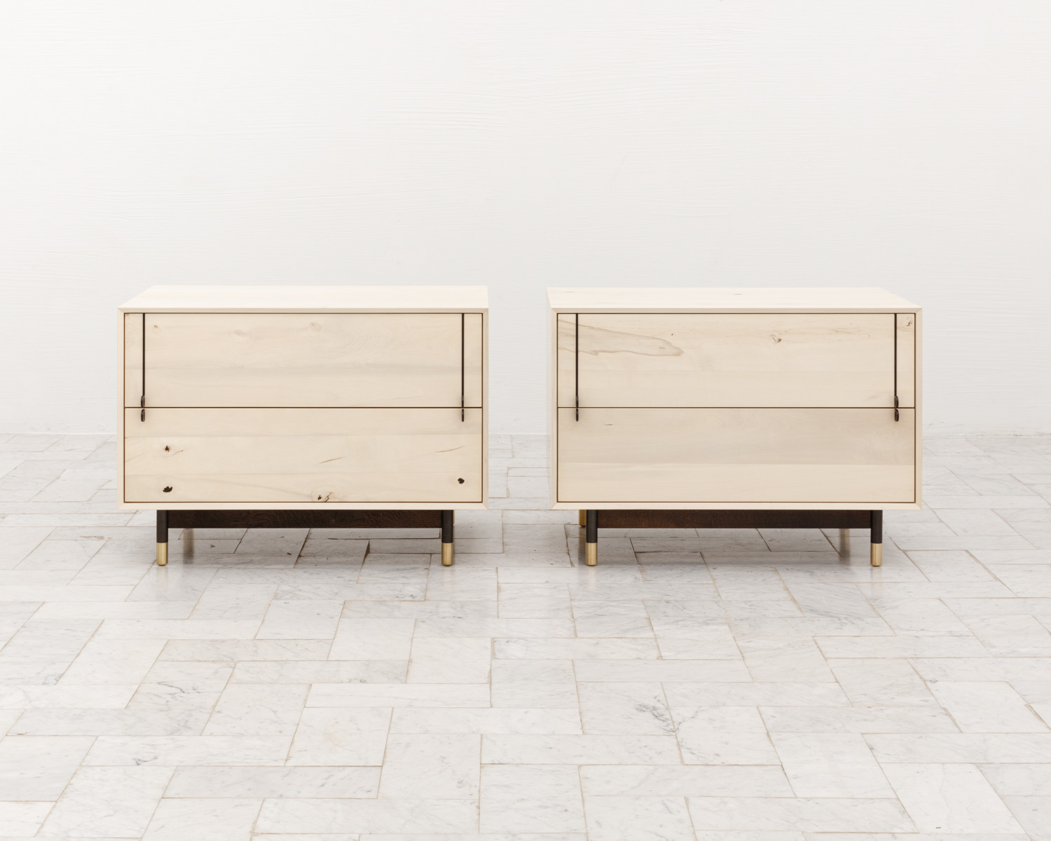 BDDW | LAKE SIDE TABLE