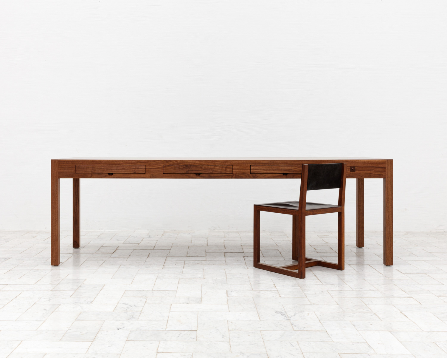 BDDW | MASON WRITING DESK