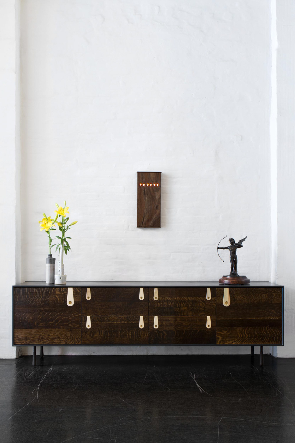 BDDW | CAYESS STANDARD CREDENZA